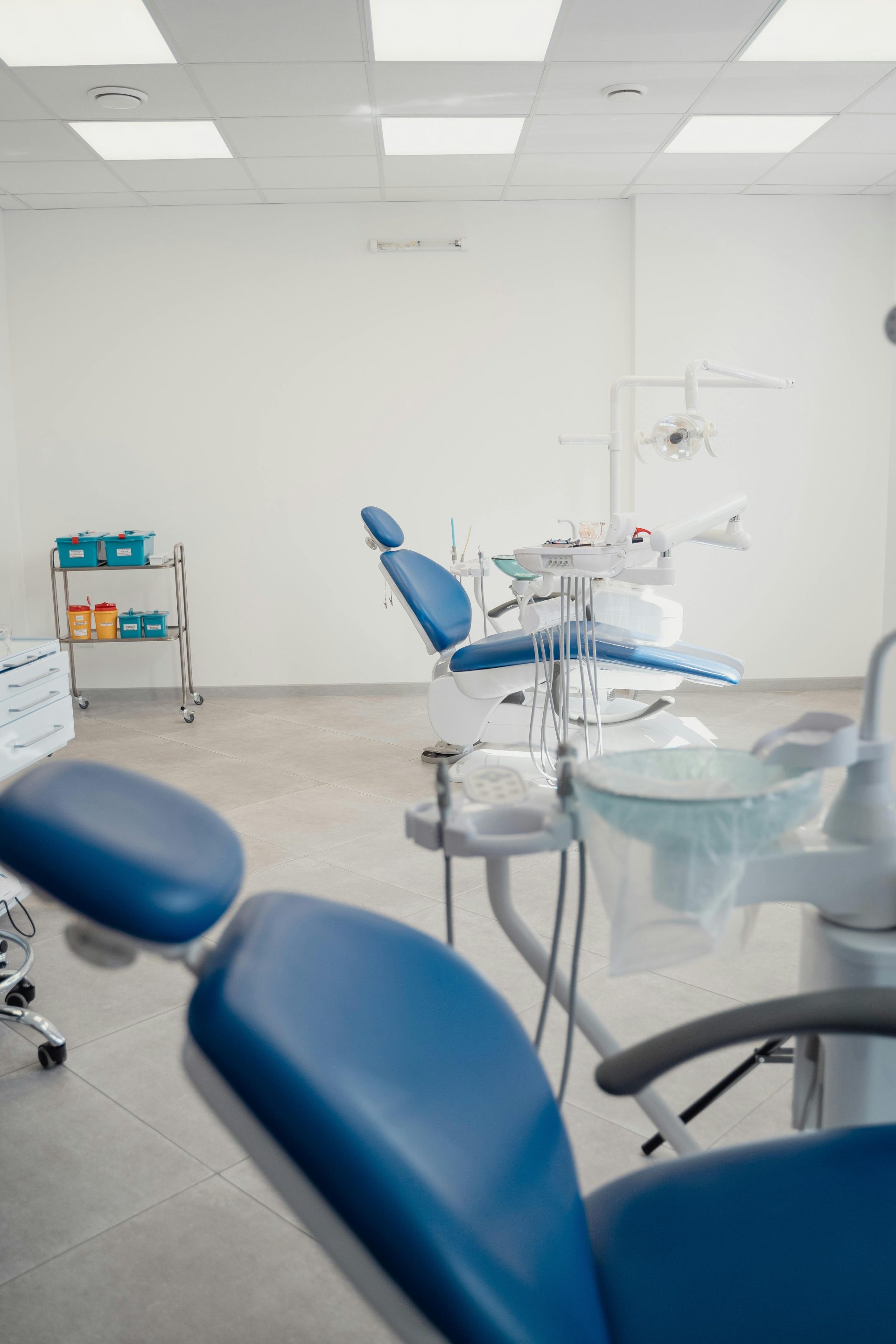 Essential Dental Extraction Instruments Every Dentist Should Know ...